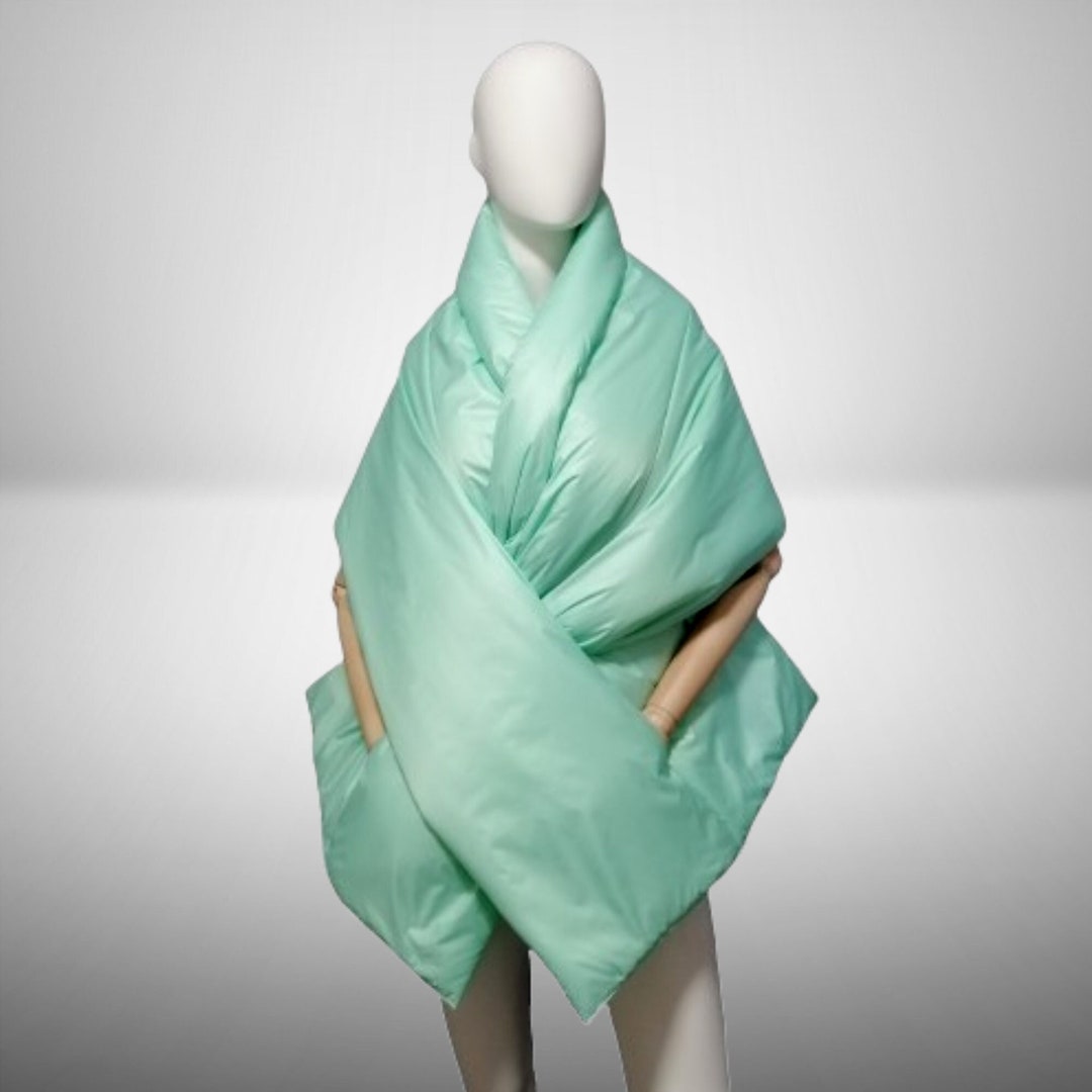 Cape Around Shoulders Wrap With 2 Pockets 20x80 In. Woman's Large ...