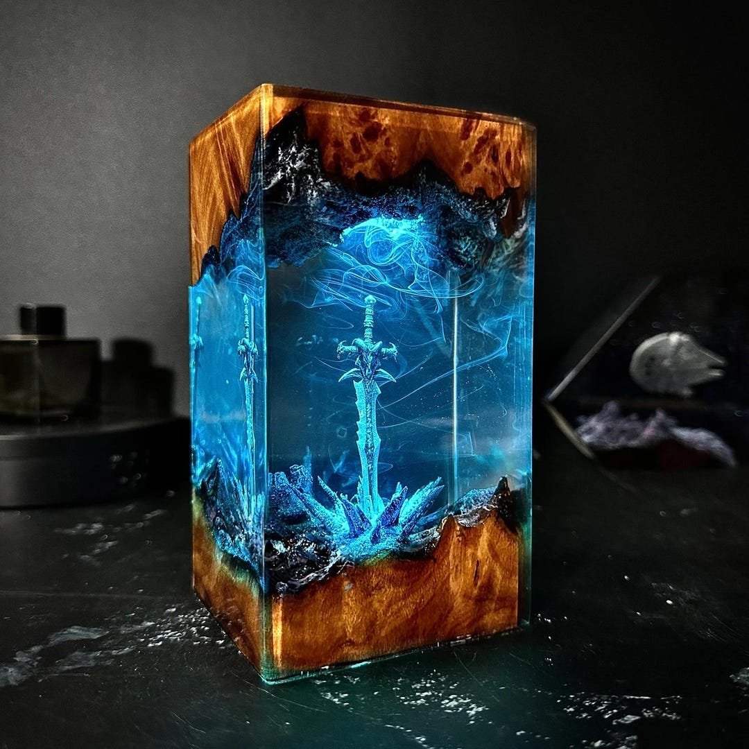 Sword Frostmourne Resin Wood Lamp, Lich King Diorama,, Gaming Decor ...