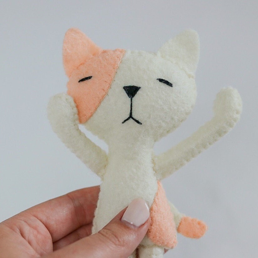 PDF Pattern Dancing Cat Tutorial and Video Included - Etsy