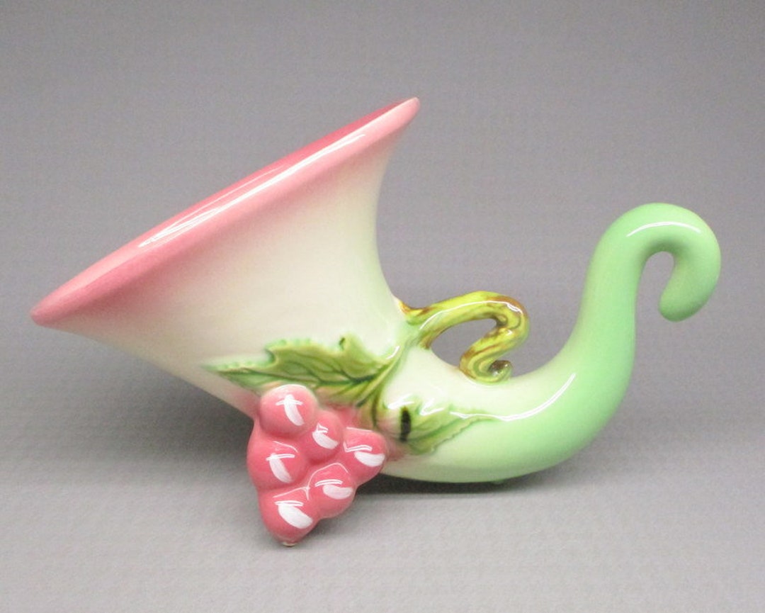 Hull Tokay Cornucopia Pottery Planter 10 USA Grapes 1328 - Etsy