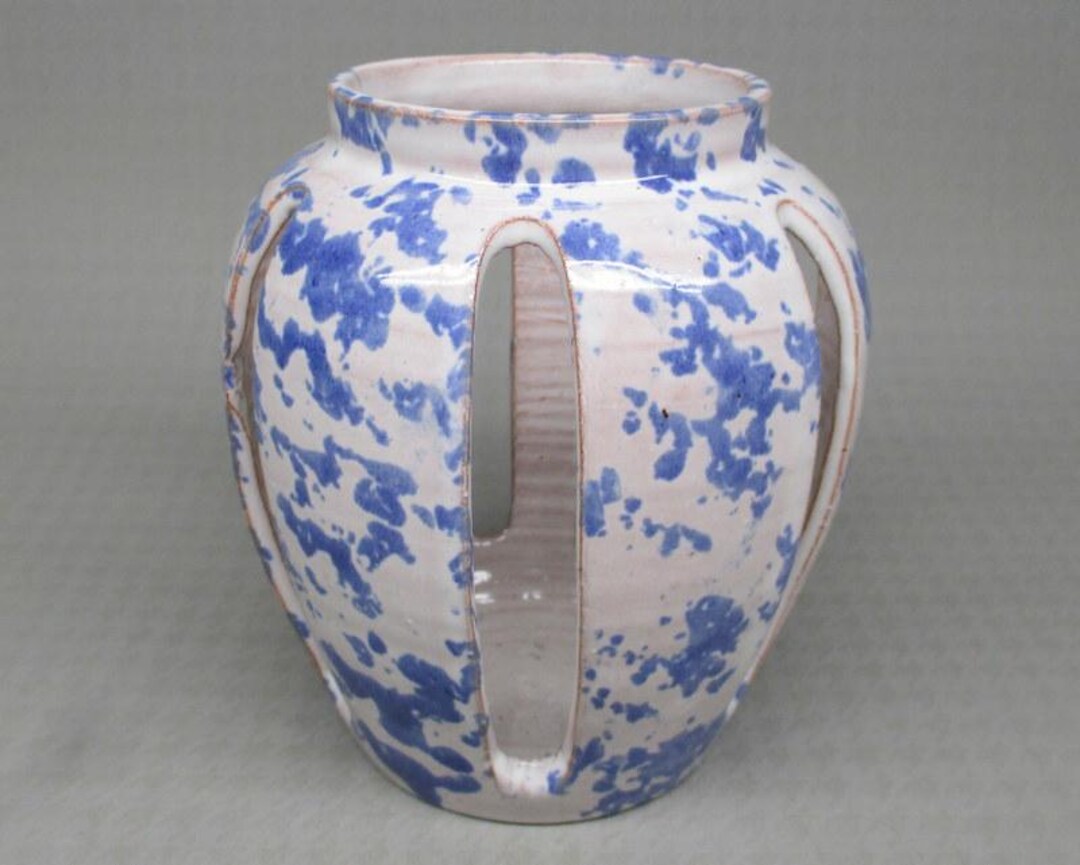 Neolia Cole North Carolina Pottery Vase , Hand Thrown , Pierced (2770 ...