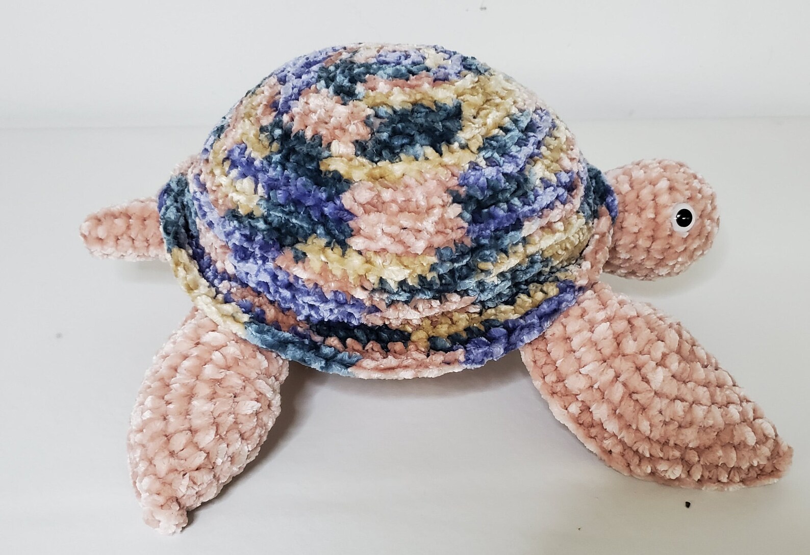 11 Multi/Pink turtle/Crochet Stuffed Animal/Handmade - Etsy.de
