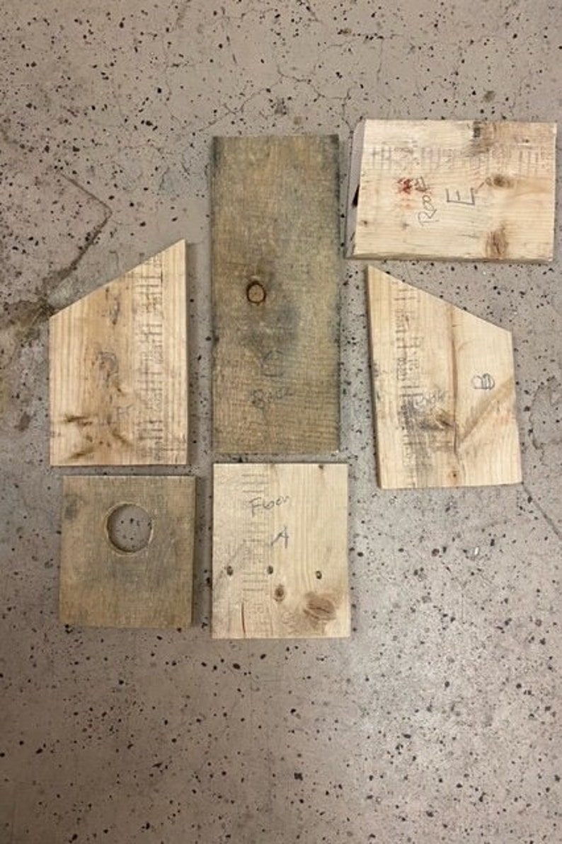 The Rustic Bird House Kit - Etsy