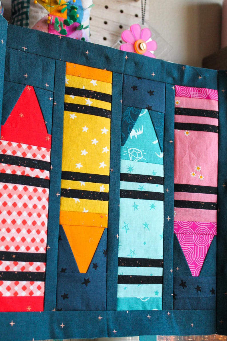Jumbled Crayons FPP Quilt Block Pattern by the Quilting Corner ; 8"x8 ...