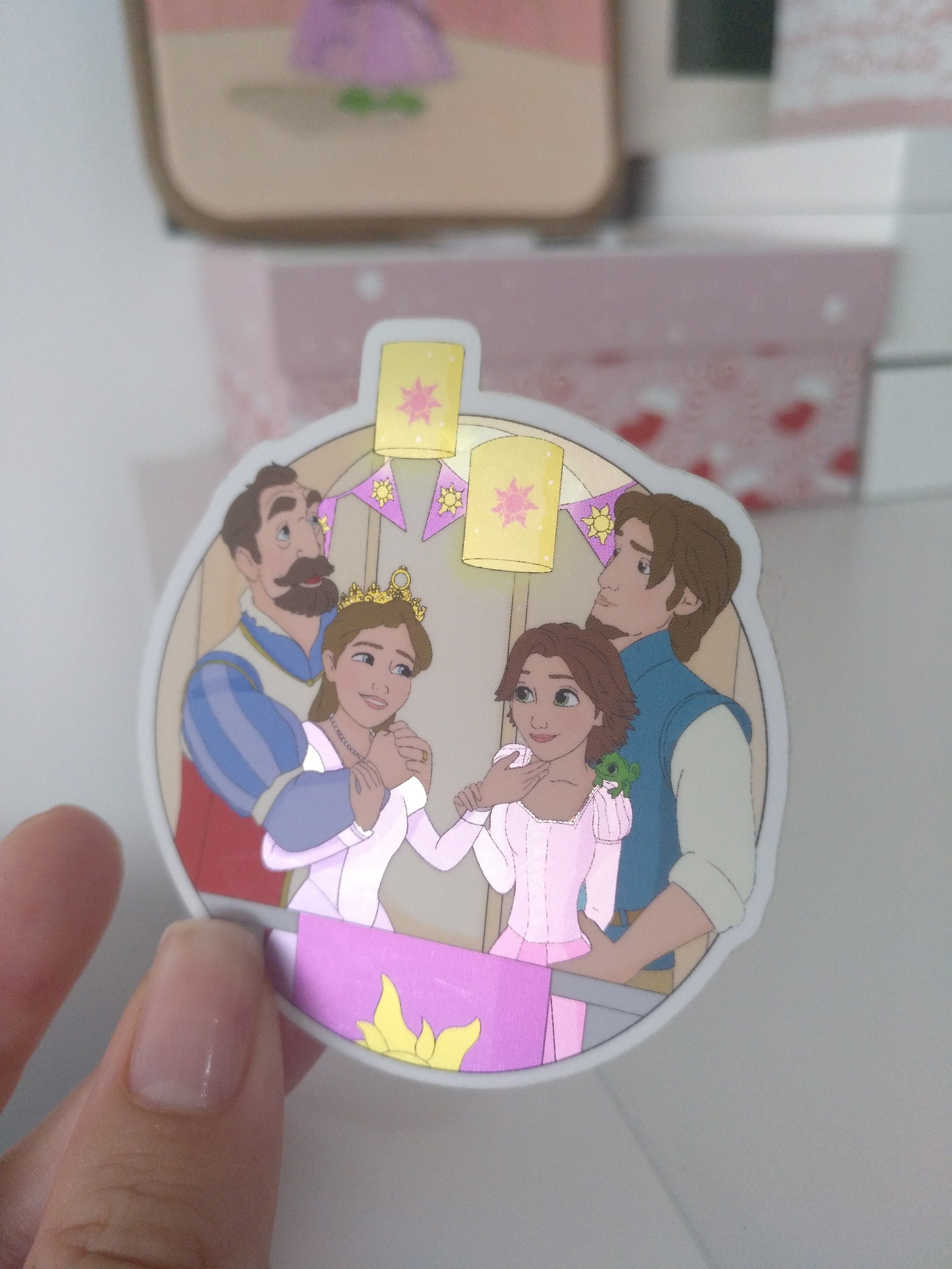 Sticker Tangled Enredados matte mirror Rapunzel family familia Eugene ...