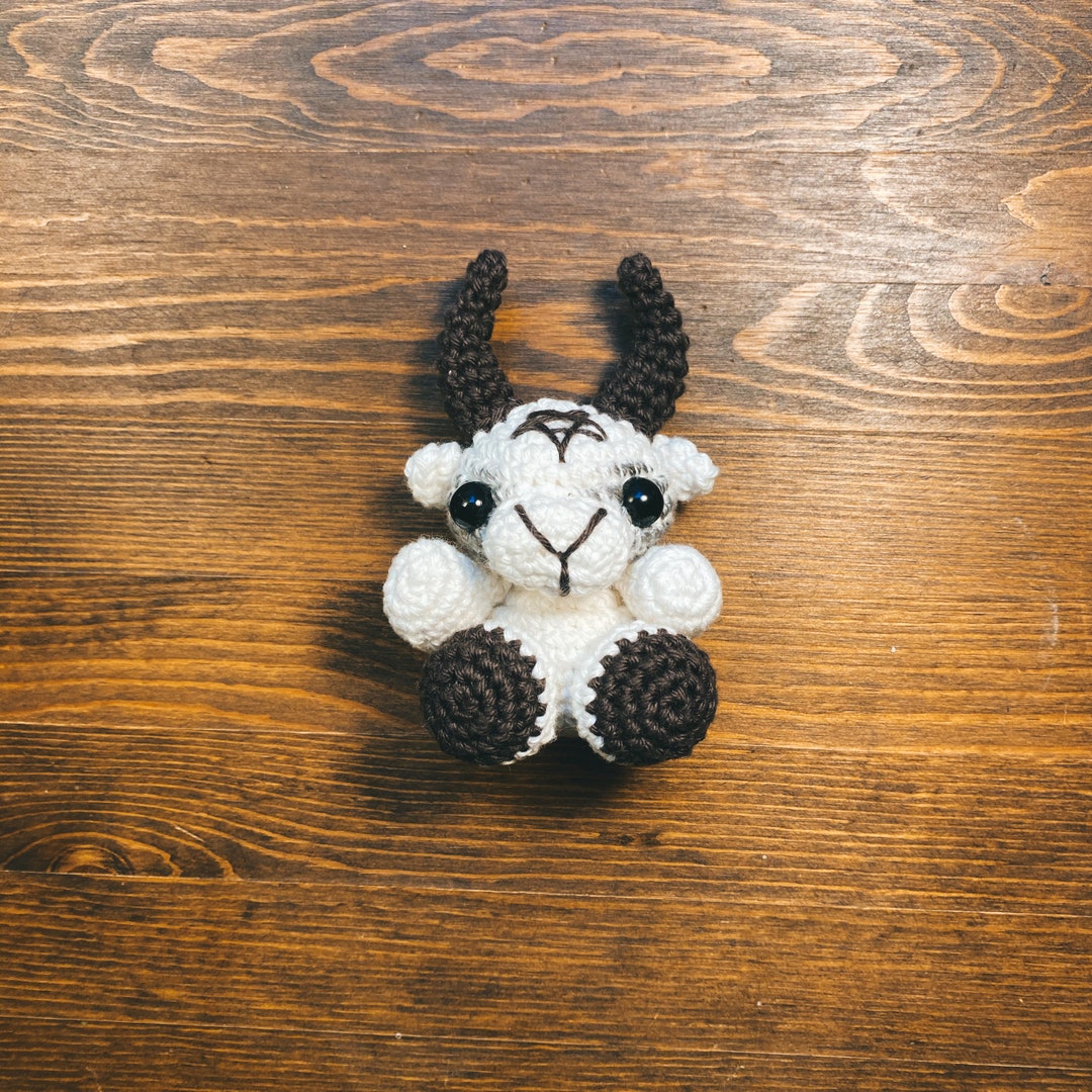 Customized Crochet Satanic Goat keychain Optional - Etsy