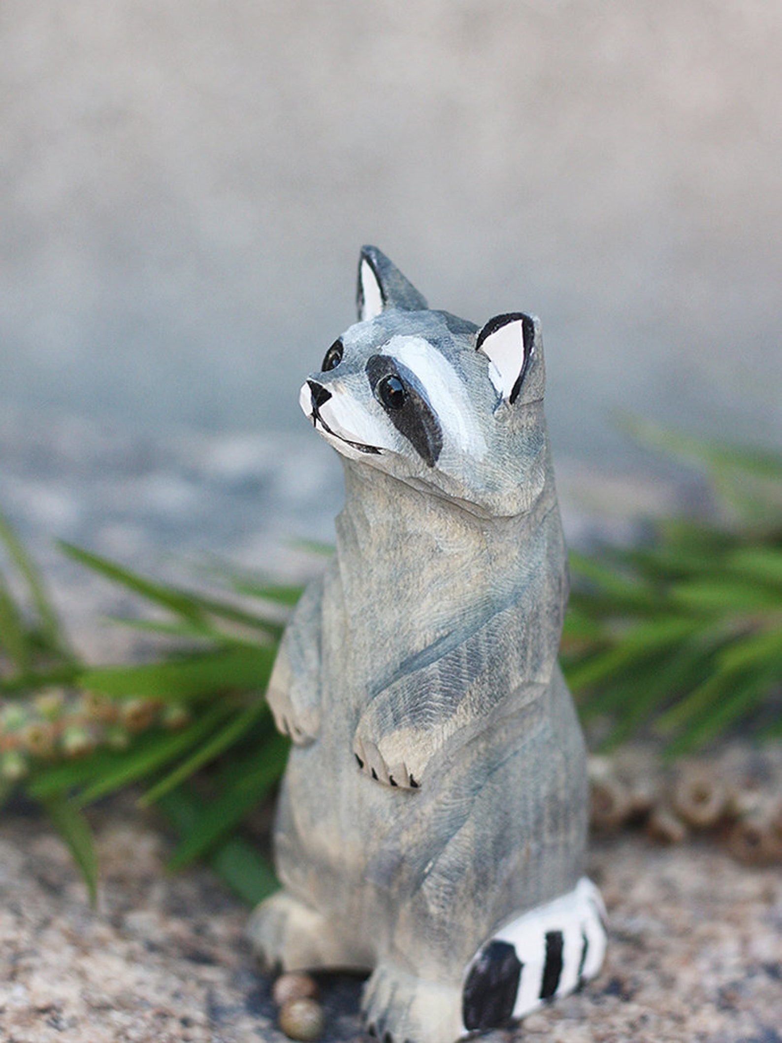 Raccoon Handmade Wood Carving Small Ornaments Healing Animal Desk ...