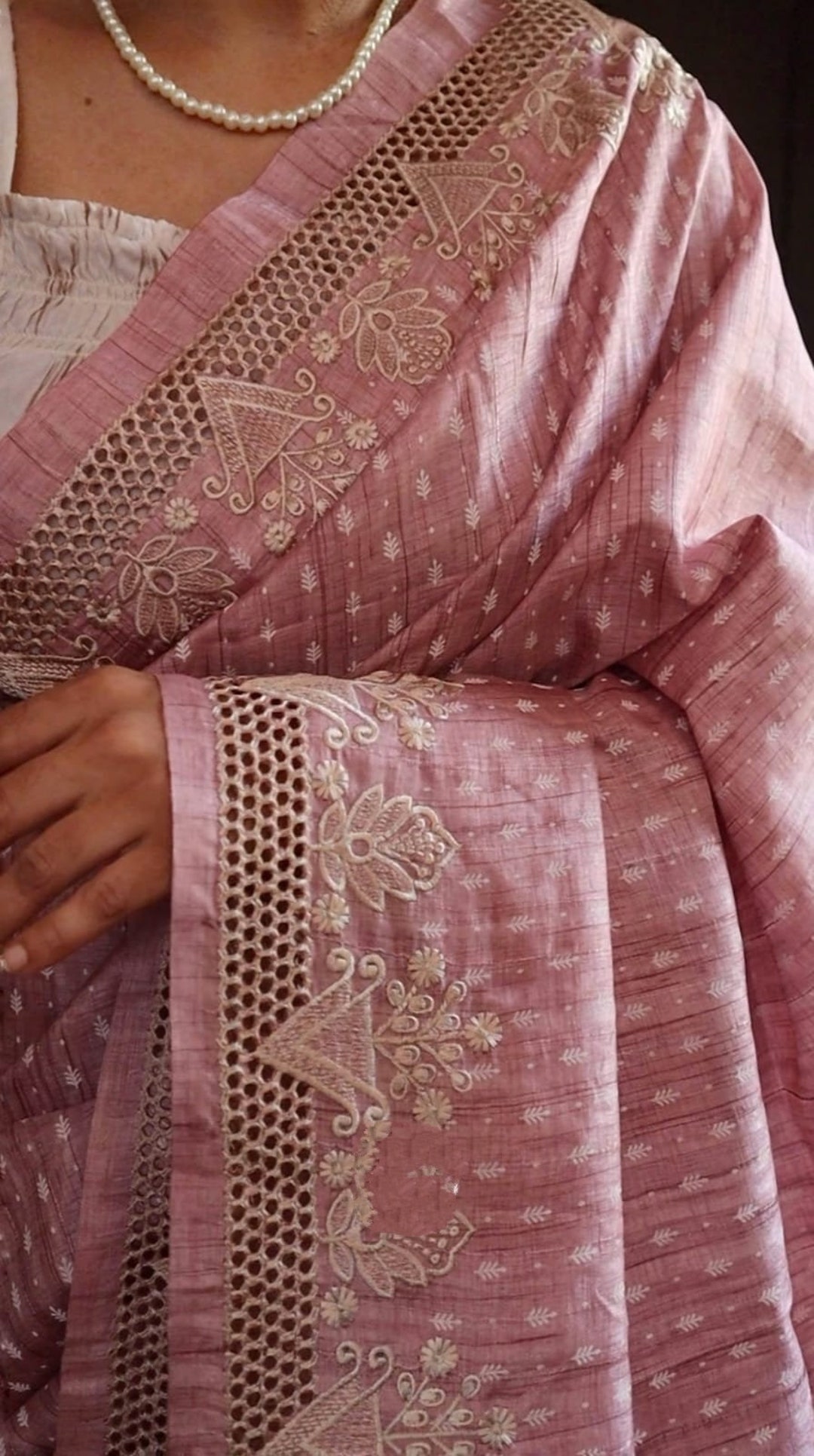 Tussar Silk Saree| Cutwork Saree| Embroidered Chikankari Work| Pure ...