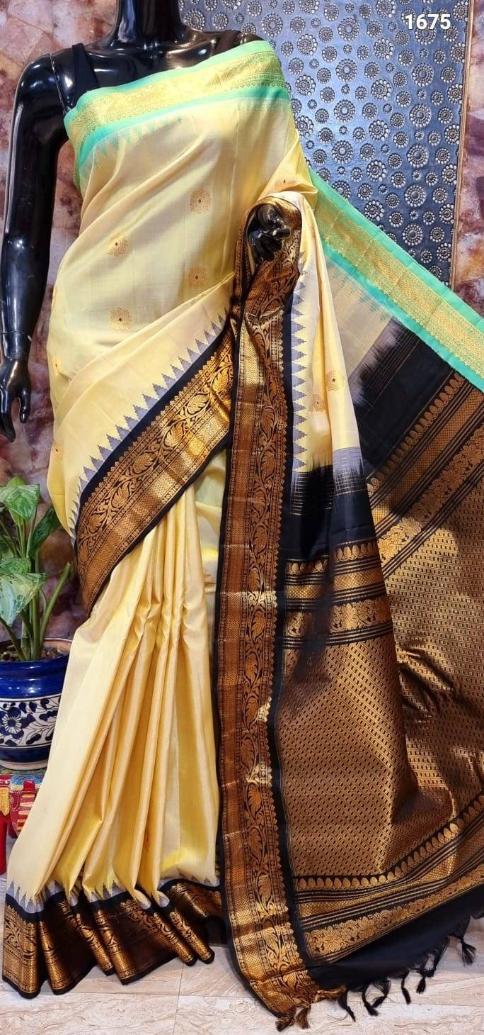 Handloom Gadwal Pure Silk Saree Gadwal Pure Silk With Kuttu Borders ...