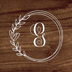 Family Name Sign Svg, Heart Wreath Svg/png/dxf File, Alphabet G Frame ...