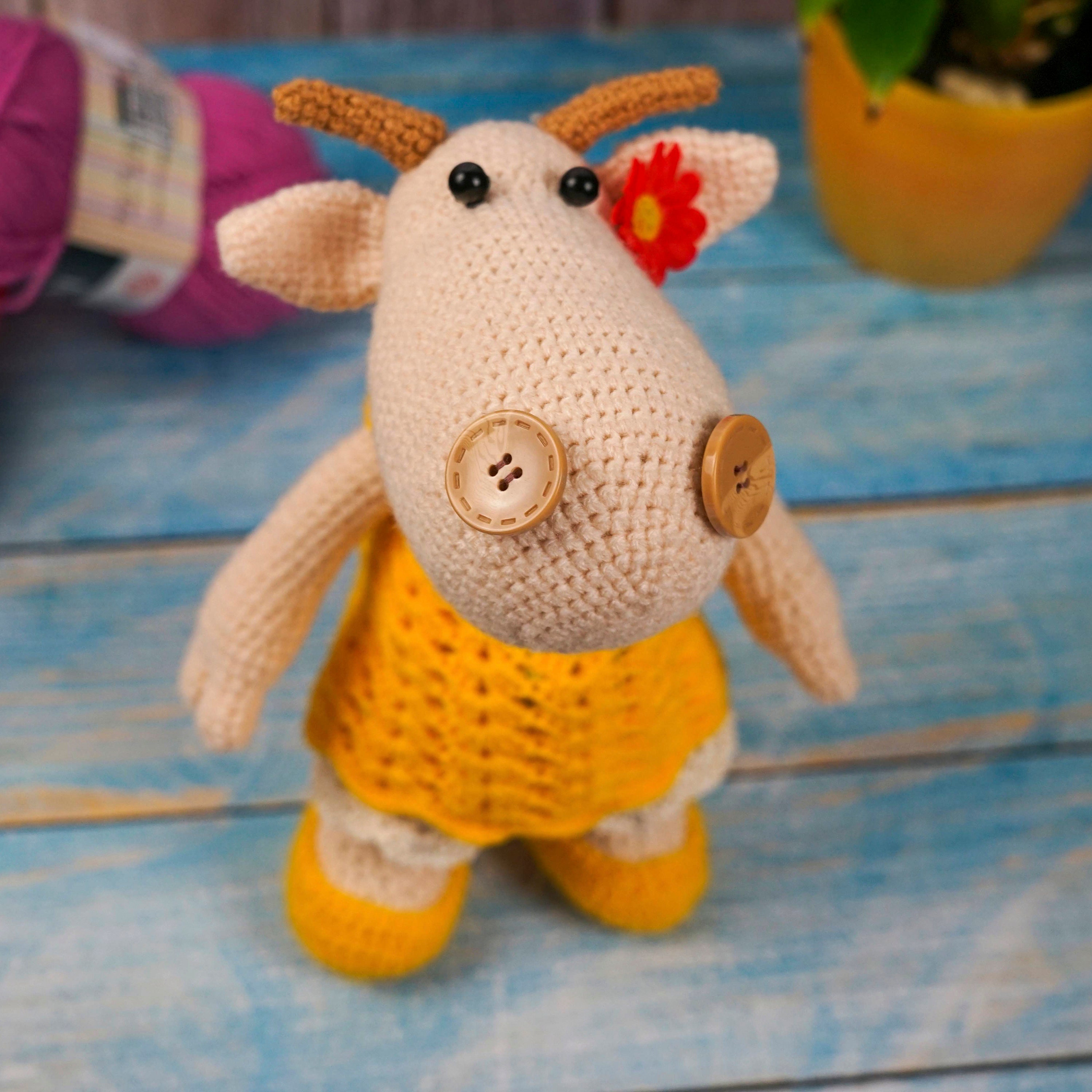 Hecho a mano de punto crocheted vaca crochet vaca juguete - Etsy México