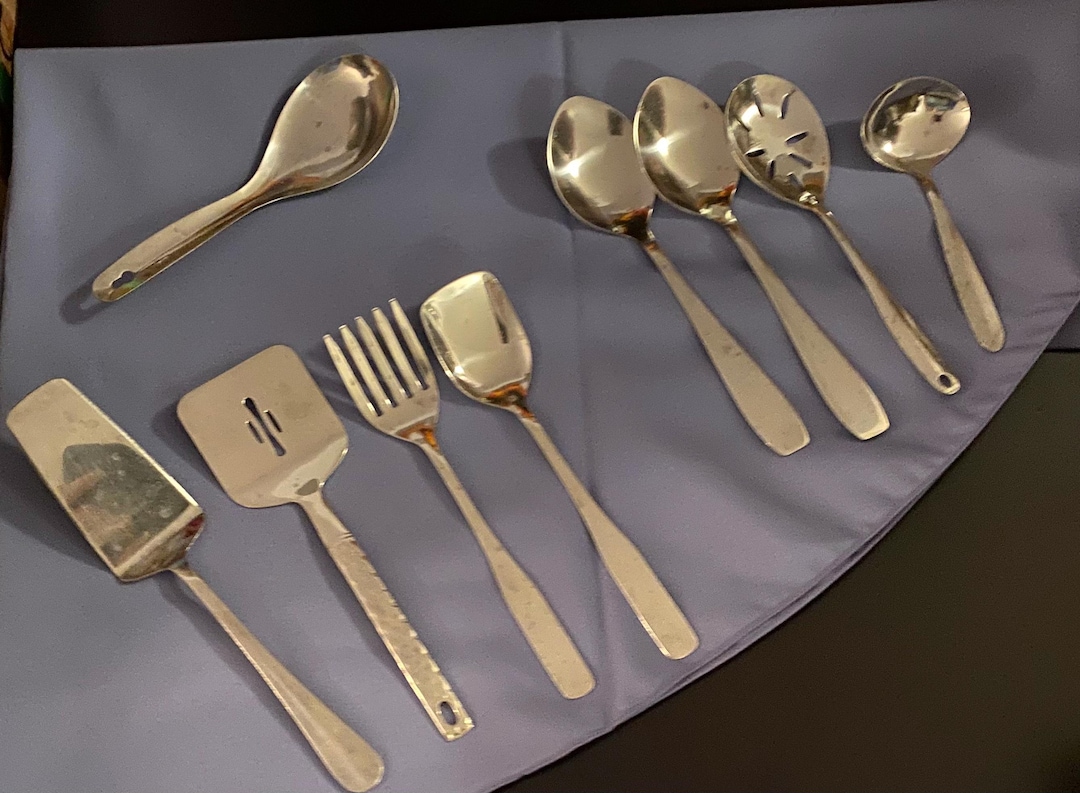 Fine Table Linens Wedgewood Blue Round Tablecloth TCBL-060 - Etsy