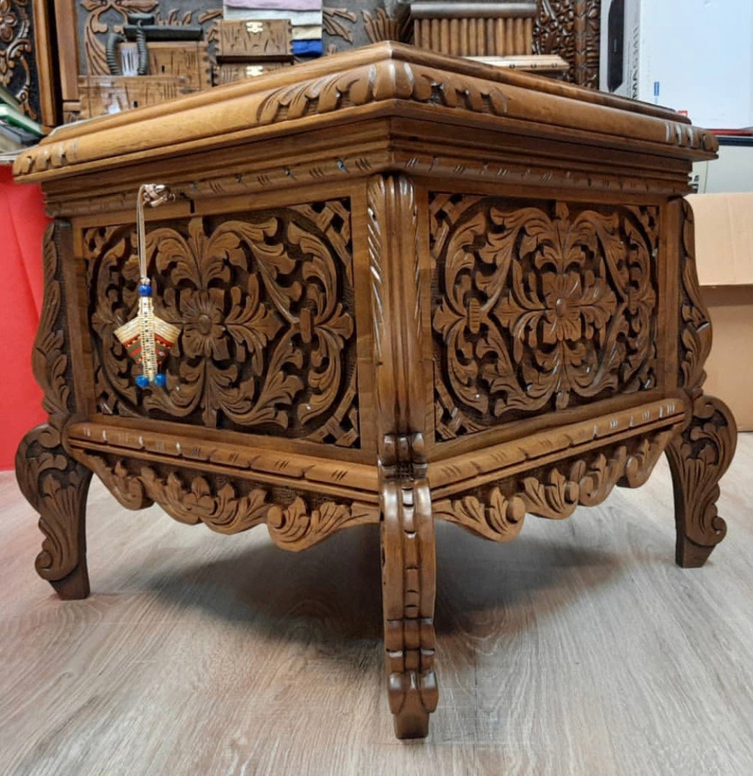 Chest and Coffee Table (locked ) Handmade Handcarving - Etsy