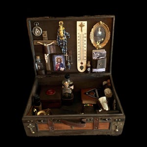 Ghost Hunting Kit: Paranormal Investigator, Spirit Seeker Box, With ...