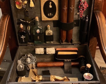 Antique Vampire Killing Kit - Etsy