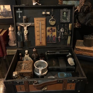 Ghost Hunting Kit: Paranormal Investigator, Spirit Seeker Box, With ...