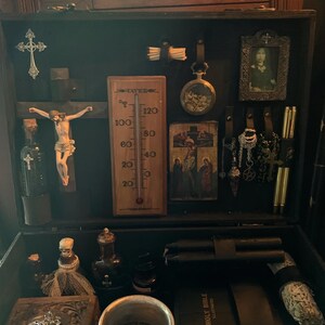 Ghost Hunting Kit: Paranormal Investigator, Spirit Seeker Box, With ...