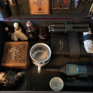 Ghost Hunting Kit: Paranormal Investigator, Spirit Seeker Box, With ...