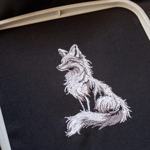 Fox Embroidery Designs Bundle, Realistic Elegant Woodland Animals for ...