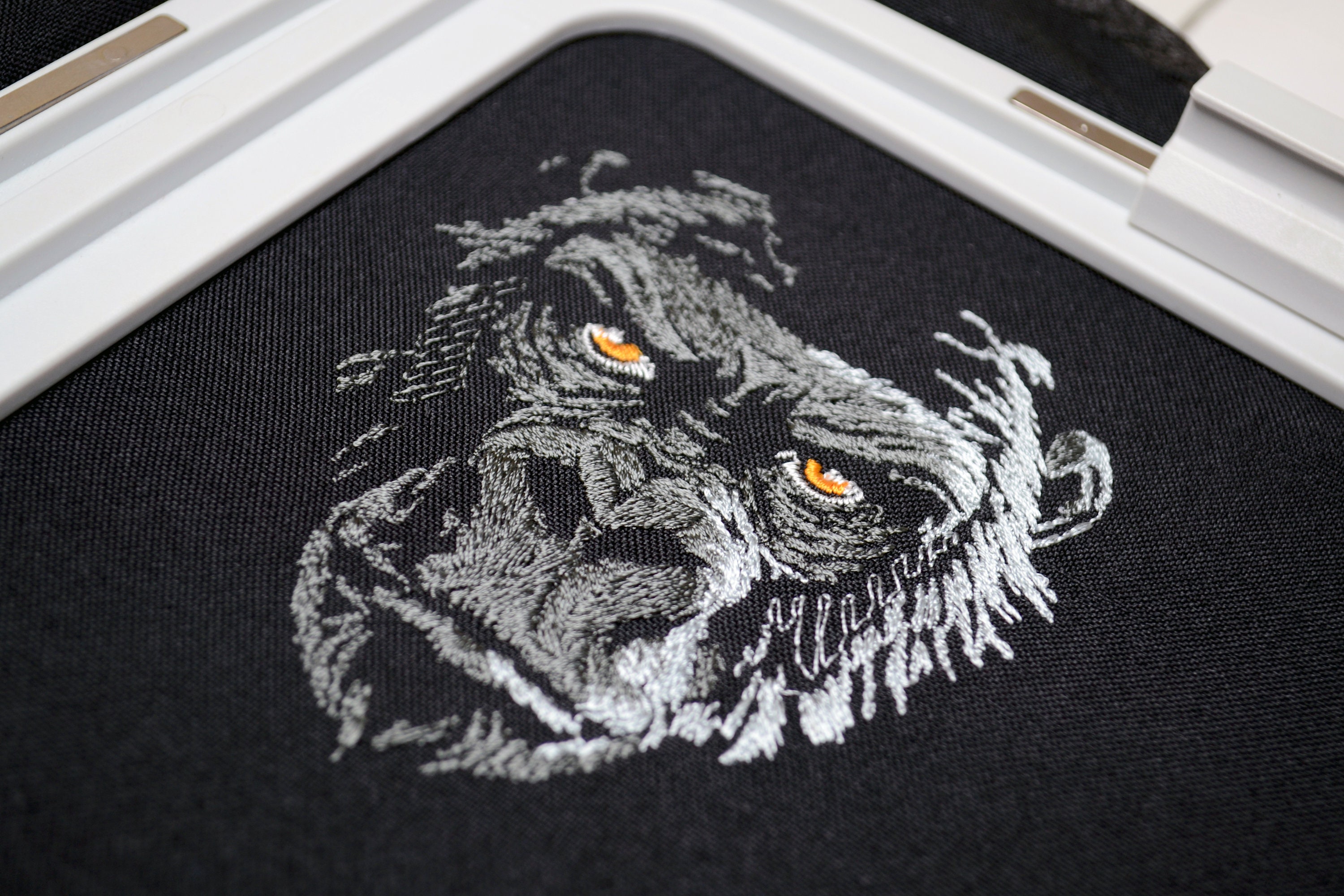 Monkey Face Embroidery Design - Realistic Wild Animal for Dark Fabric ...
