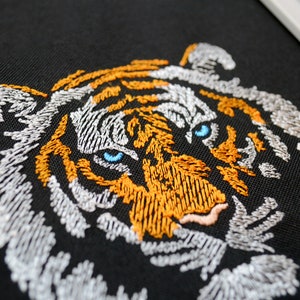 Quick Stitch Realistic Tiger Head Embroidery Design - Noble Animal Face ...
