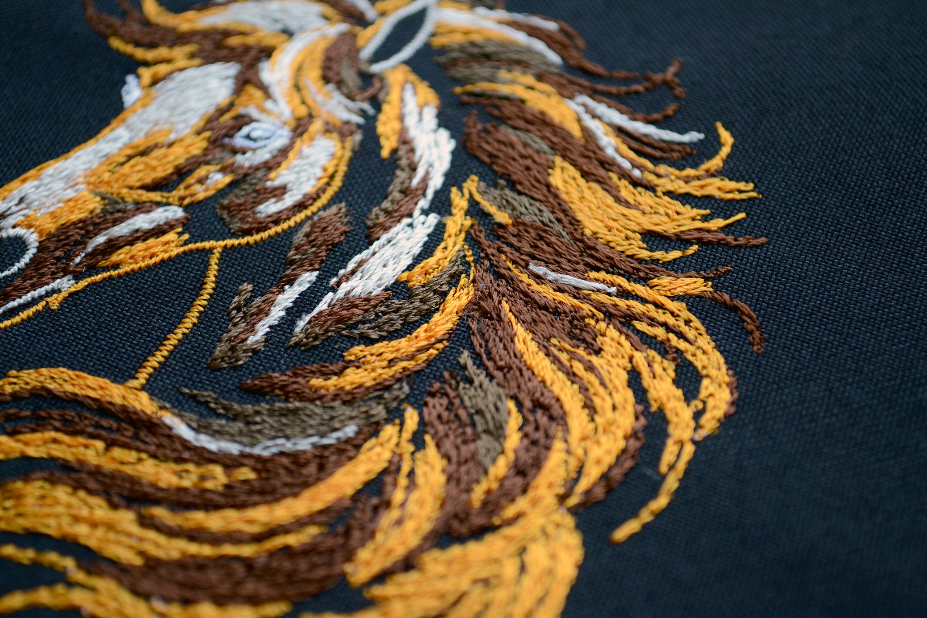 Elegant Horse Head Embroidery Design - Realistic Noble Animal for Dark ...