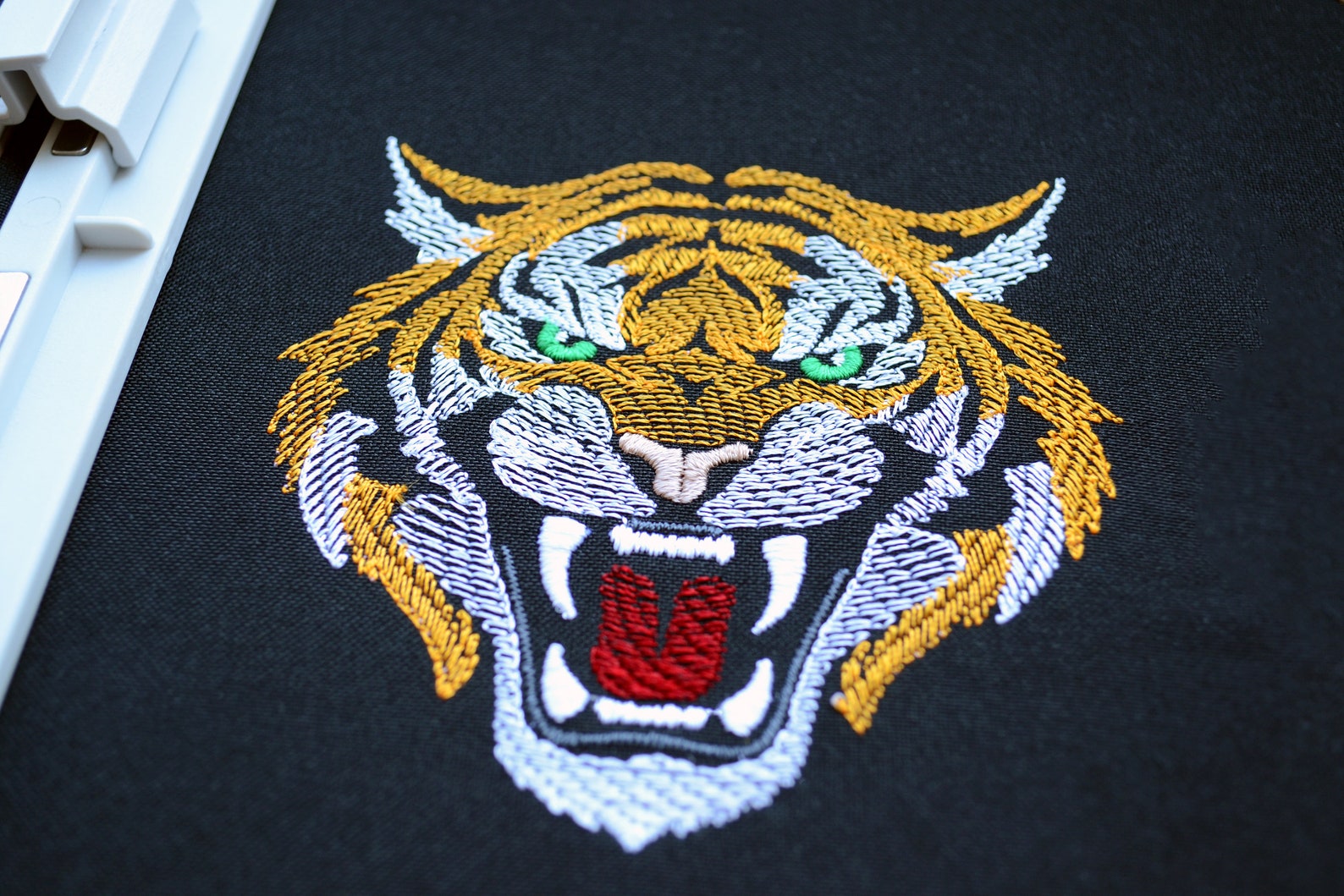 Quick Stitch Fierce Tiger Embroidery Design - Sketch Angry Wild Animal ...