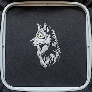 Realistic Wild Wolf Embroidery Designs Bundle - Lifelike Forest Animal ...