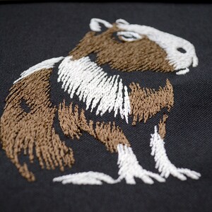 Sitting Capybara Embroidery Design - Lifelike Adorable Animal Pattern ...