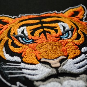 Tiger Face Embroidery Design - Fill Stitch Wild Animal Head for Dark ...