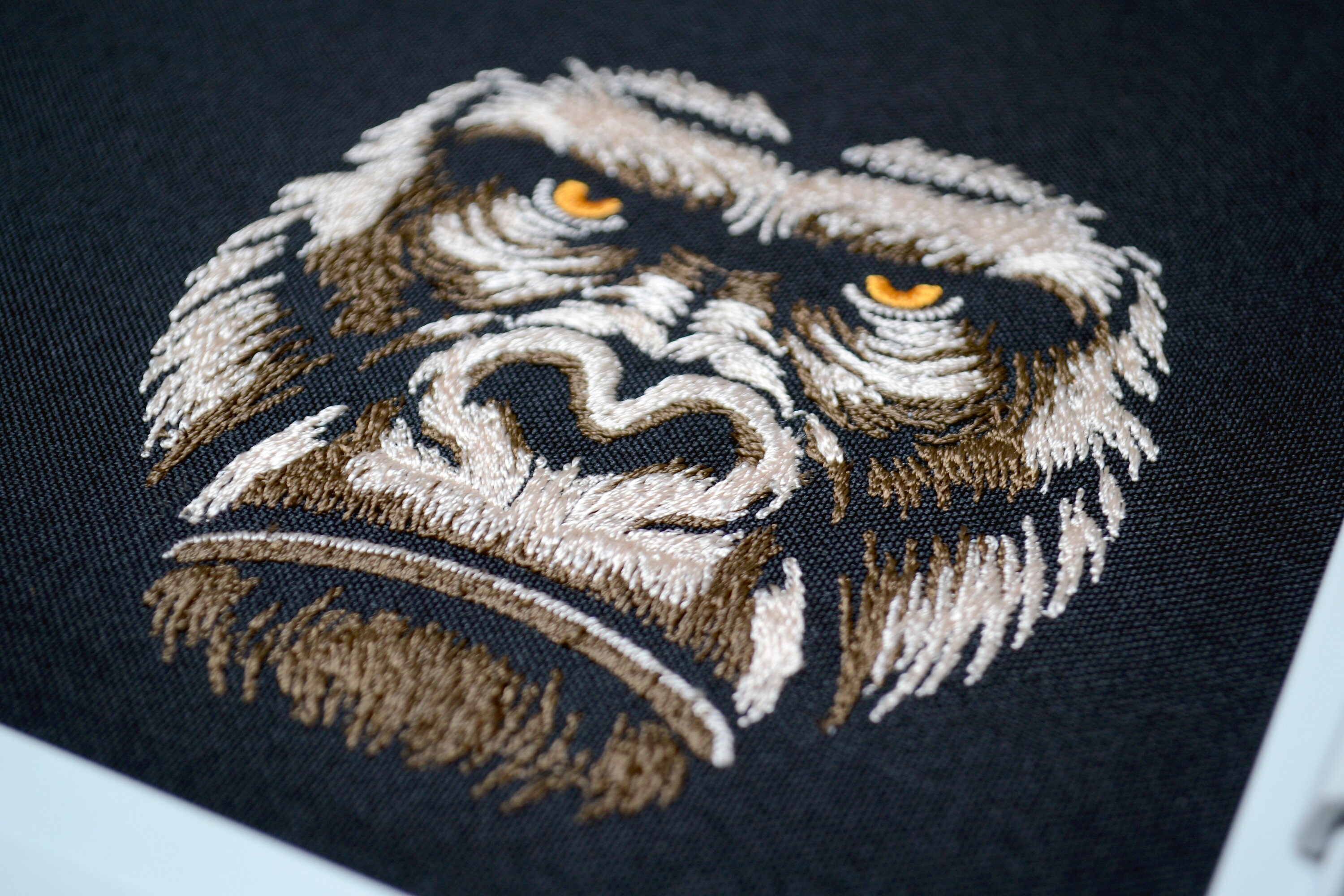 Gorilla Face Embroidery Design - Realistic Wild Animal for Dark Fabric ...