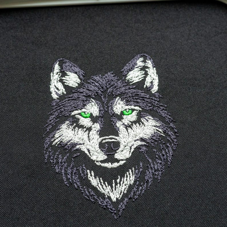 Realistic Wild Wolf Embroidery Designs Bundle - Lifelike Forest Animal ...