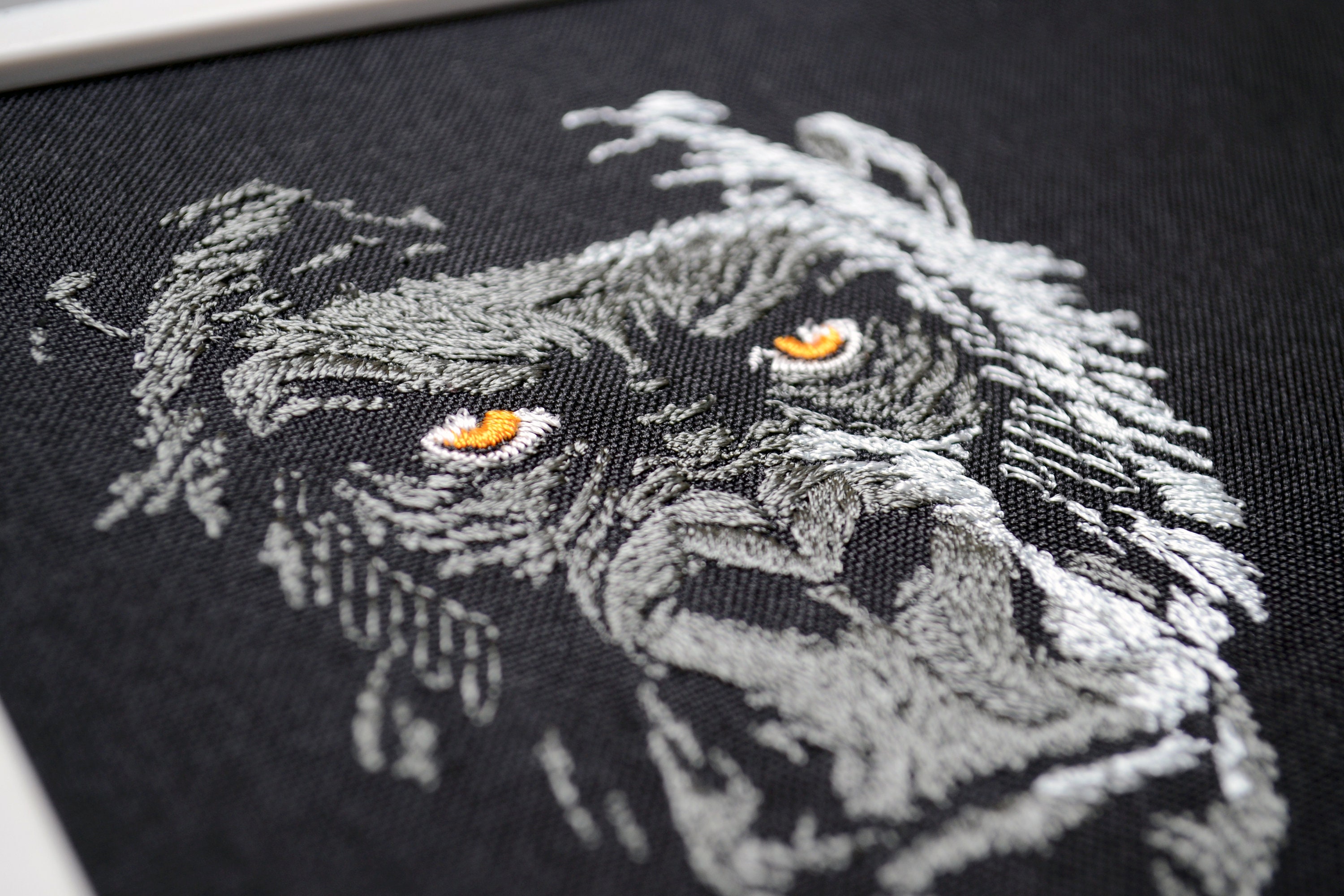 Monkey Face Embroidery Design - Realistic Wild Animal for Dark Fabric ...