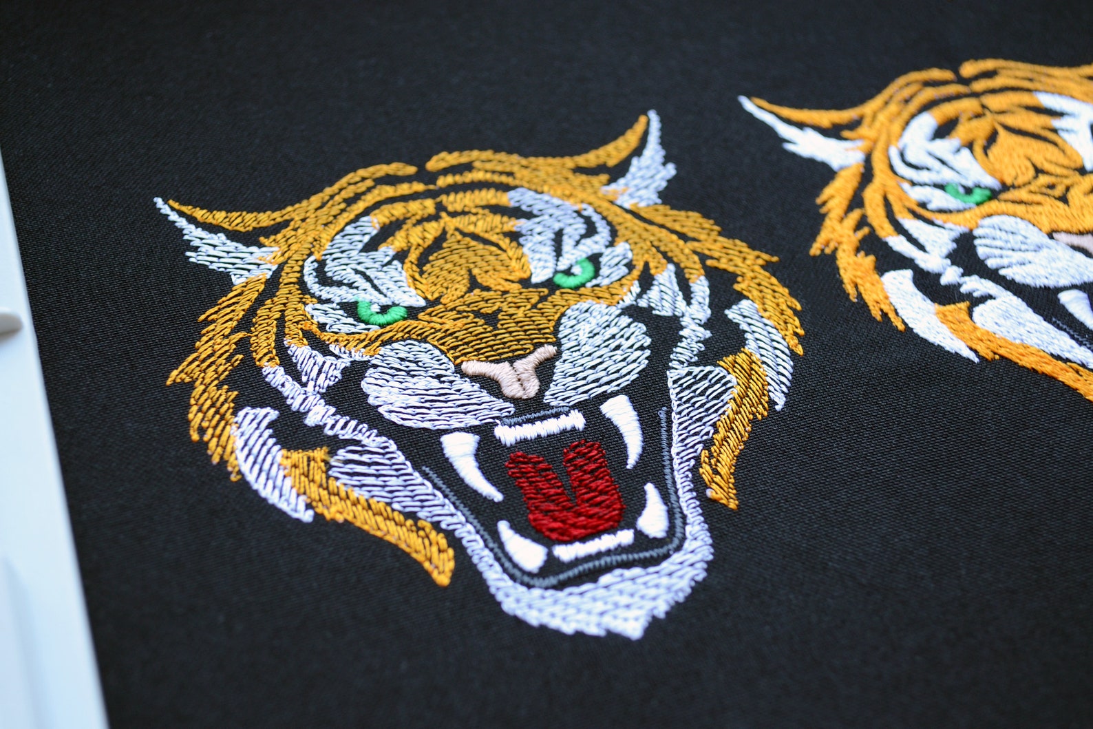 Quick Stitch Fierce Tiger Embroidery Design - Sketch Angry Wild Animal ...