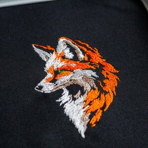 Fox Portrait Embroidery Design, Realistic Animal Pattern for Dark ...