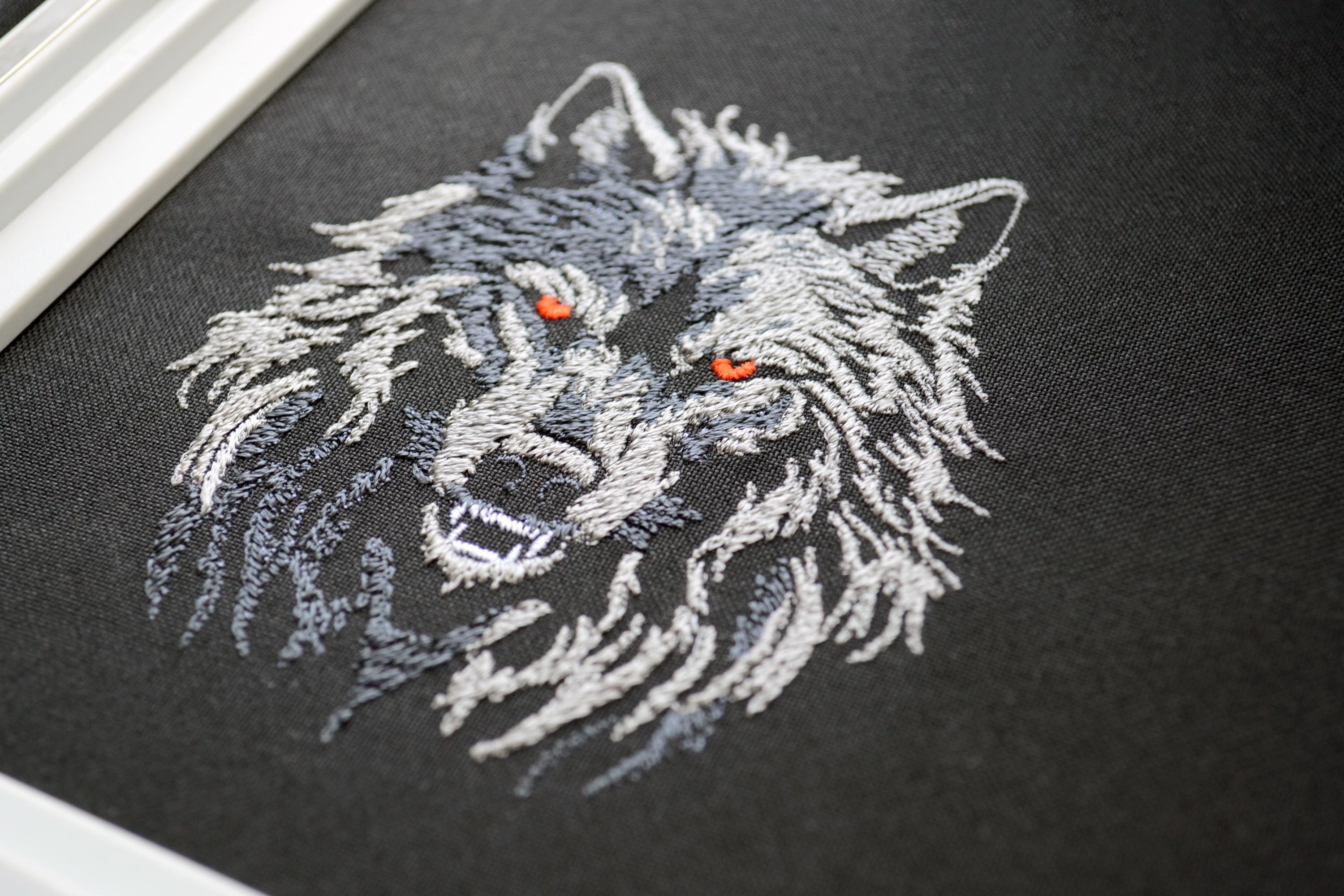 Realistic Wild Wolf Embroidery Designs Bundle - Lifelike Forest Animal ...