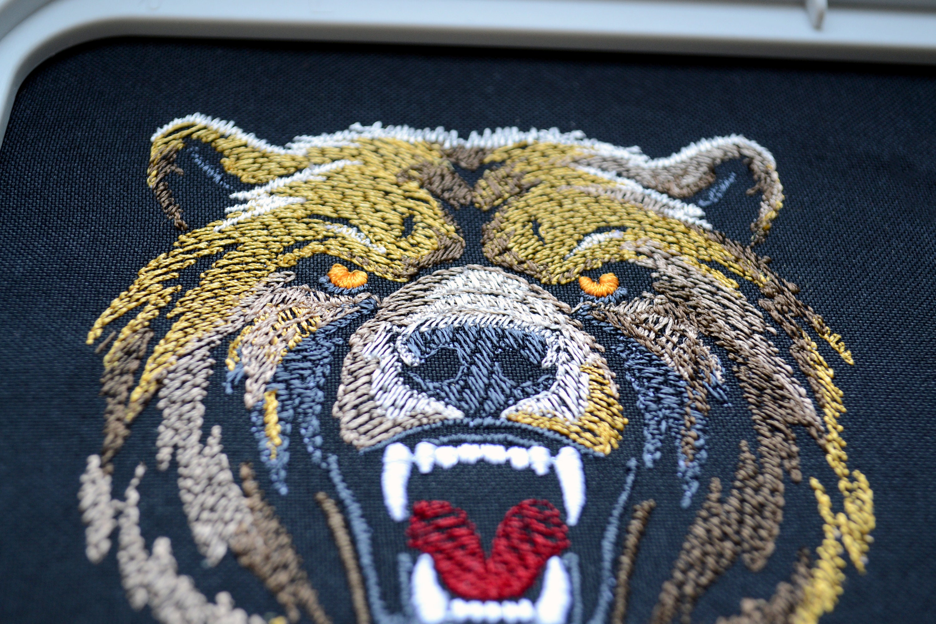 Quick Stitch Fierce Bear Head Embroidery Design - Sketch Angry Forest ...