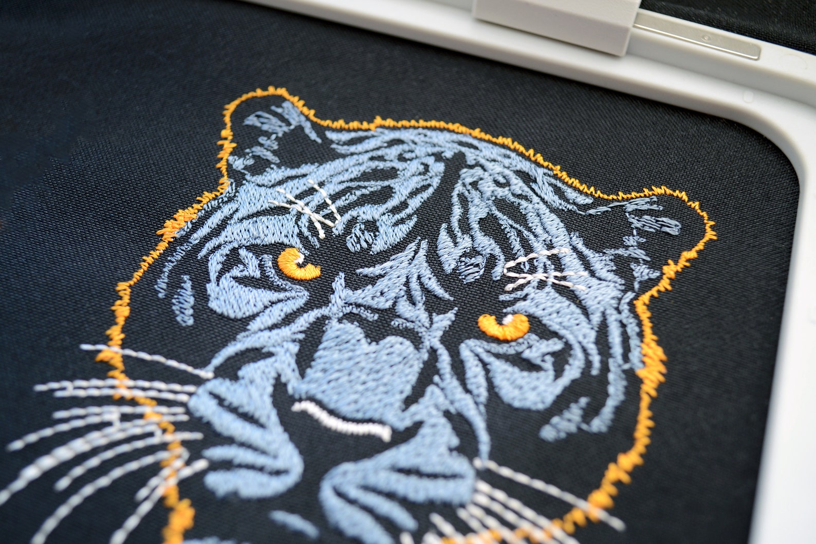 Black Panther Embroidery Design - Dark Fabric-ready, Wild Feline Face ...