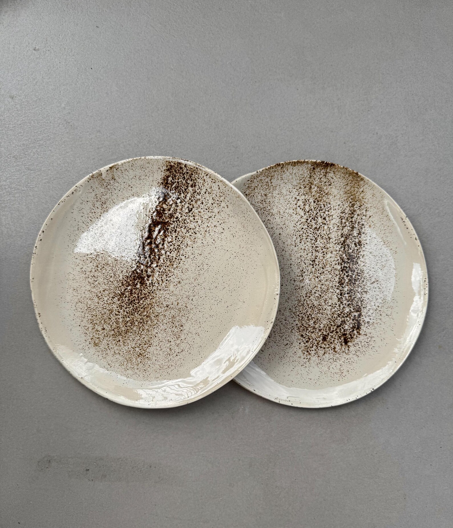 White Texture & Earthy Speckled Glaze - White Ceramic Plate Minimalist ...