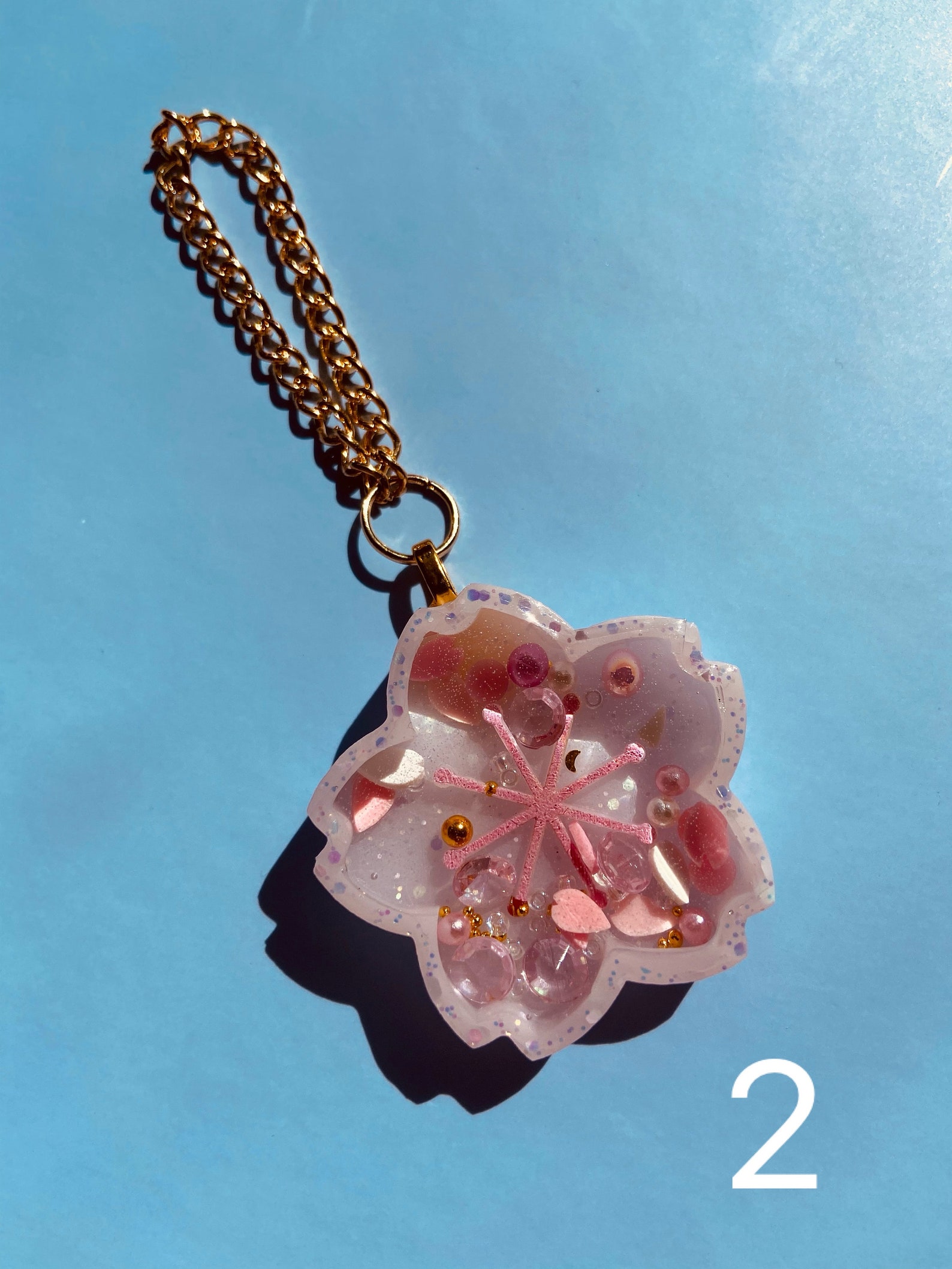 Handmade Pink Sakura / Cherry Blossom Small Resin Shaker Charm Keychain ...