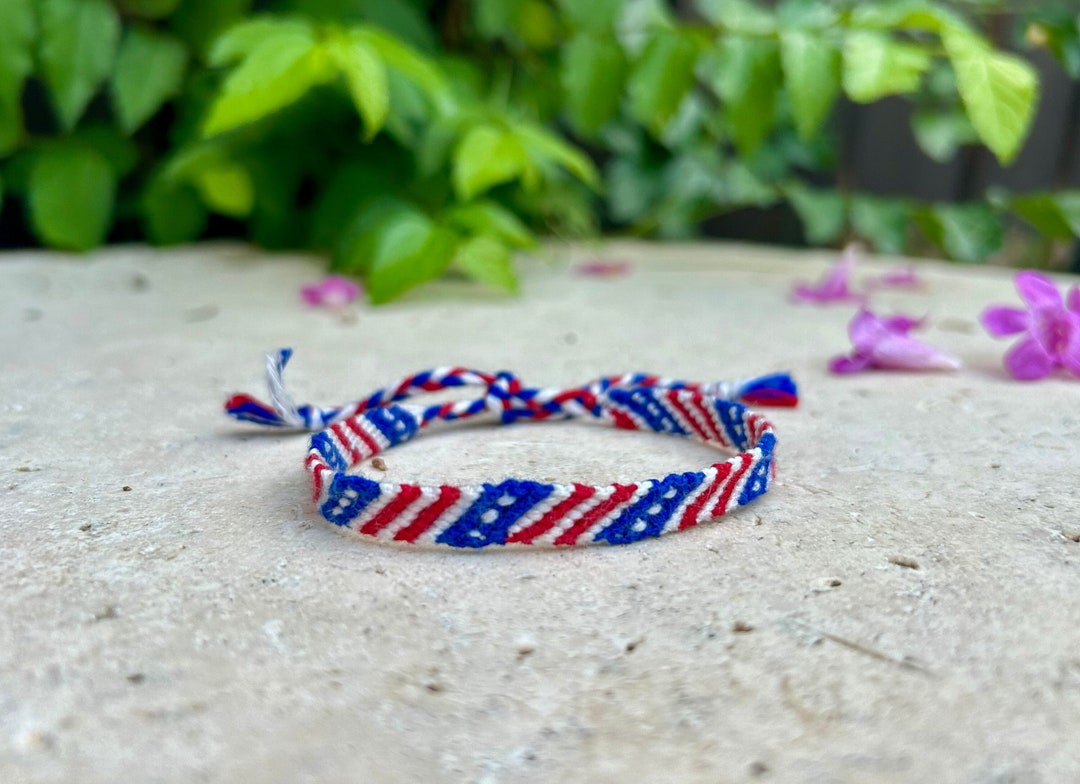 American Flag Friendship Bracelet USA Knotted Woven Patriotic Veterans ...