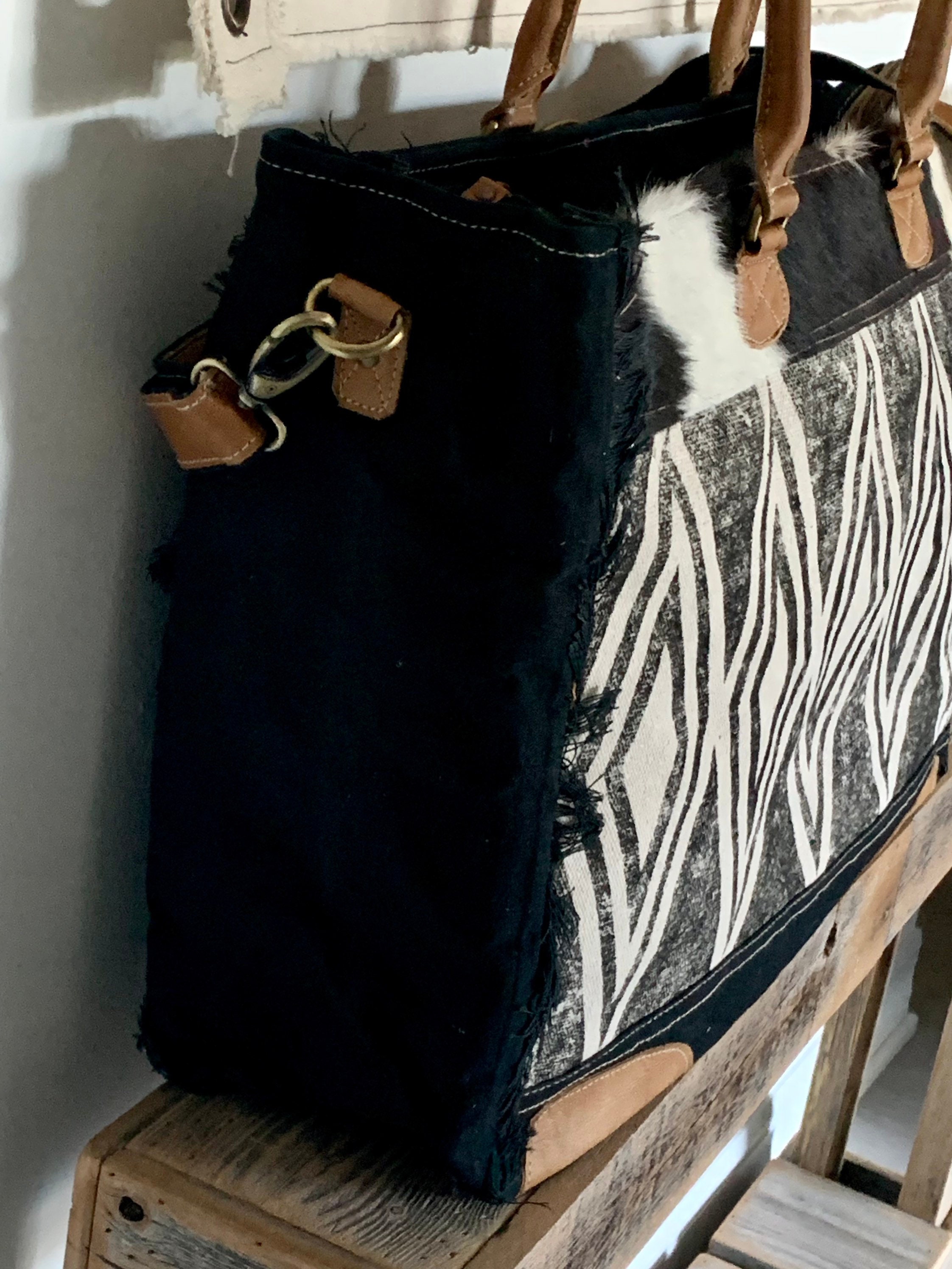 Vintage Upcycled Batik Print Canvas/cowhide XL Tote/ Weekender Bag - Etsy