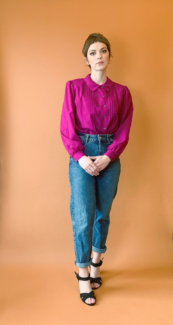 Vintage 1970s Judy Bond Gem