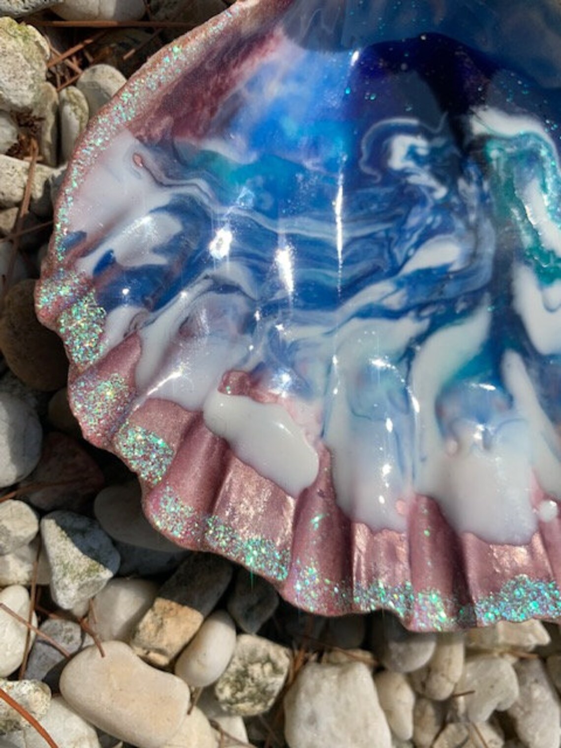 Jewelry holder ring dish sea shell trinket tray resin ring | Etsy