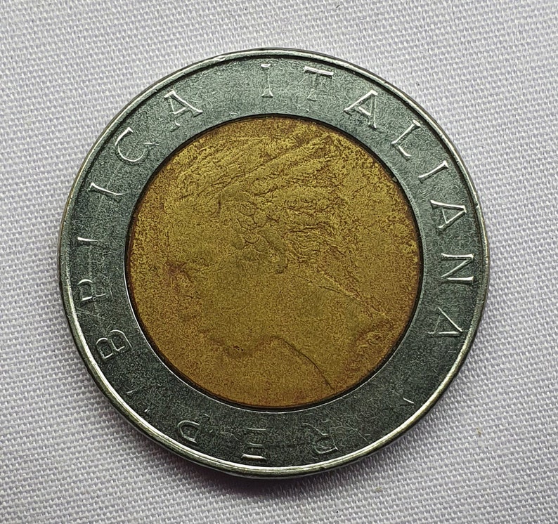 1991 Italiana L.500 coin Repvbblica Coin Queen head good | Etsy
