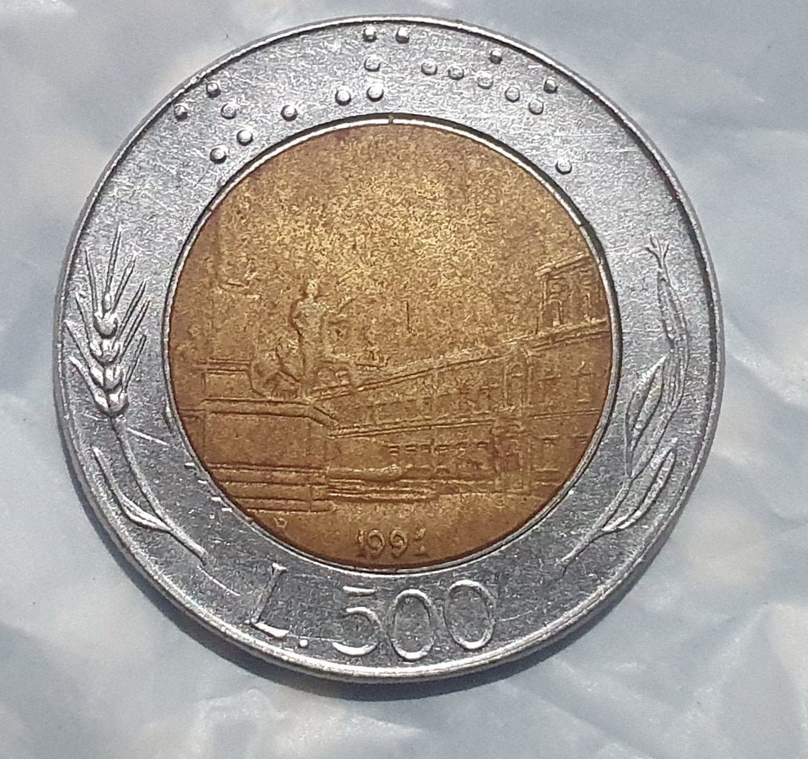 1991 Italiana L.500 coin Repvbblica Coin Queen head good | Etsy