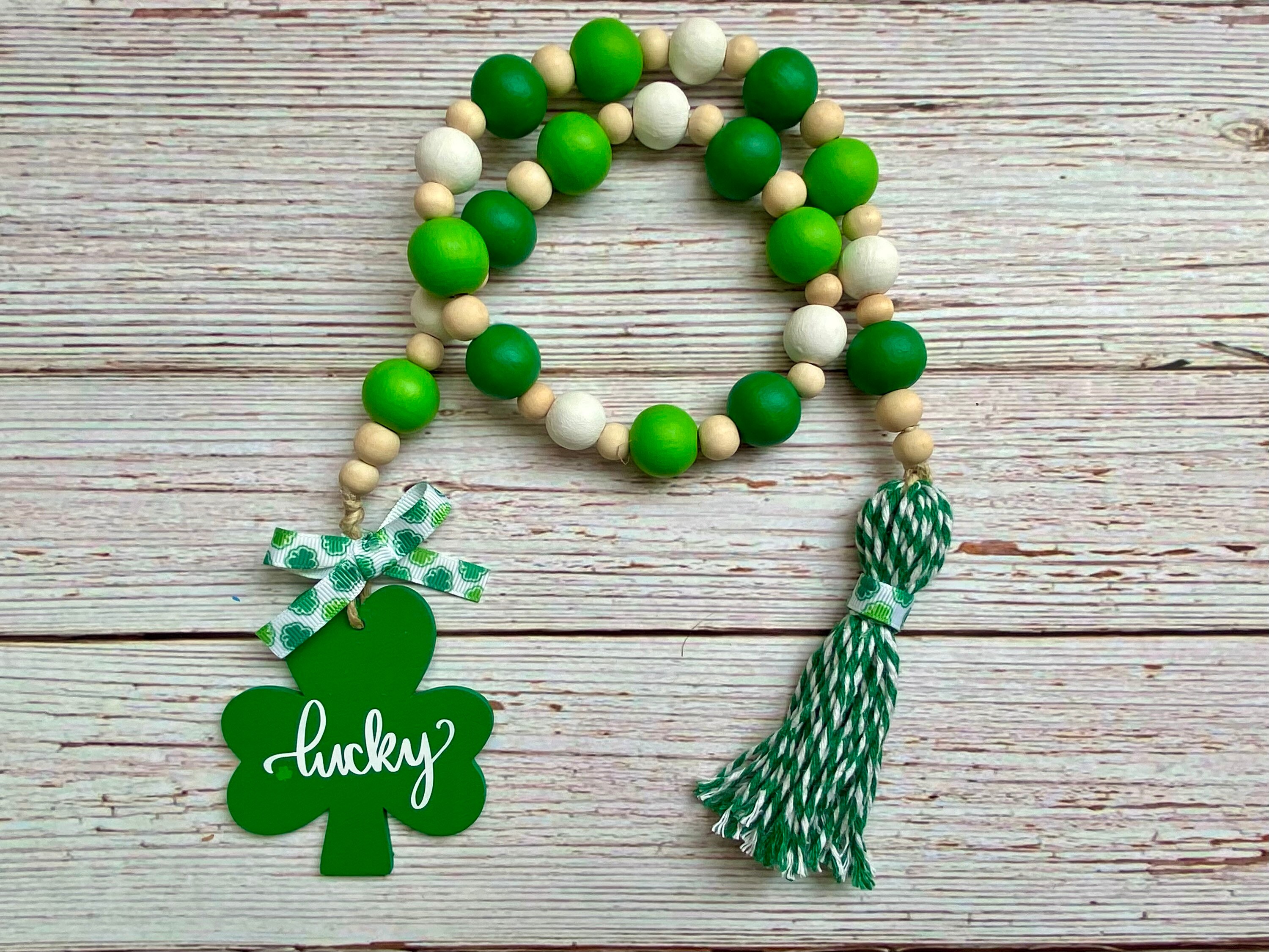 St Patricks Day Wooden Bead Garland Green Shamrock Handmade - Etsy
