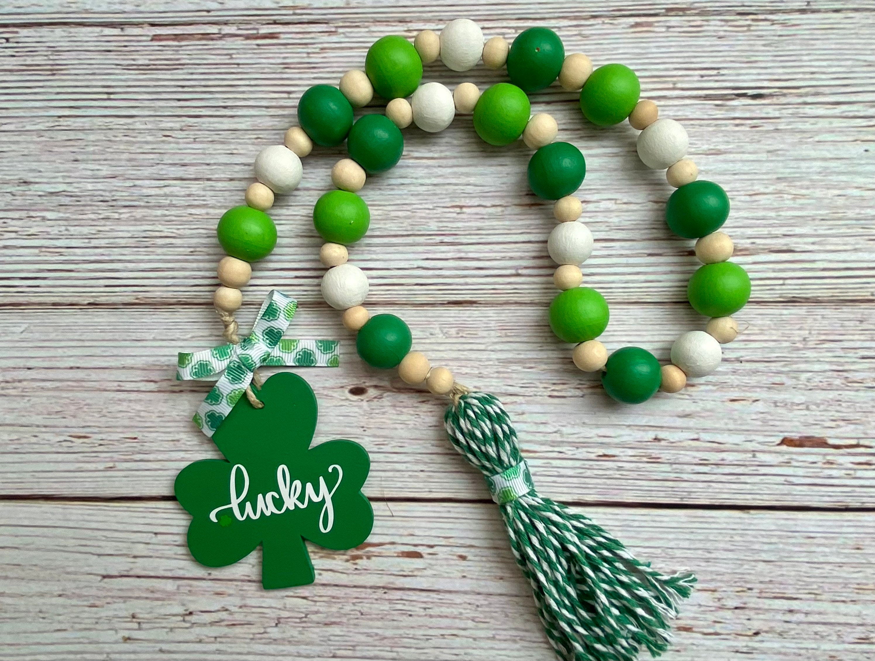 St Patricks Day Wooden Bead Garland Green Shamrock Handmade - Etsy