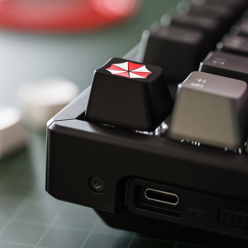 Resident Evil Keycap Umbrella Artisan Doubleshot Key Cap for Cherry MX ...