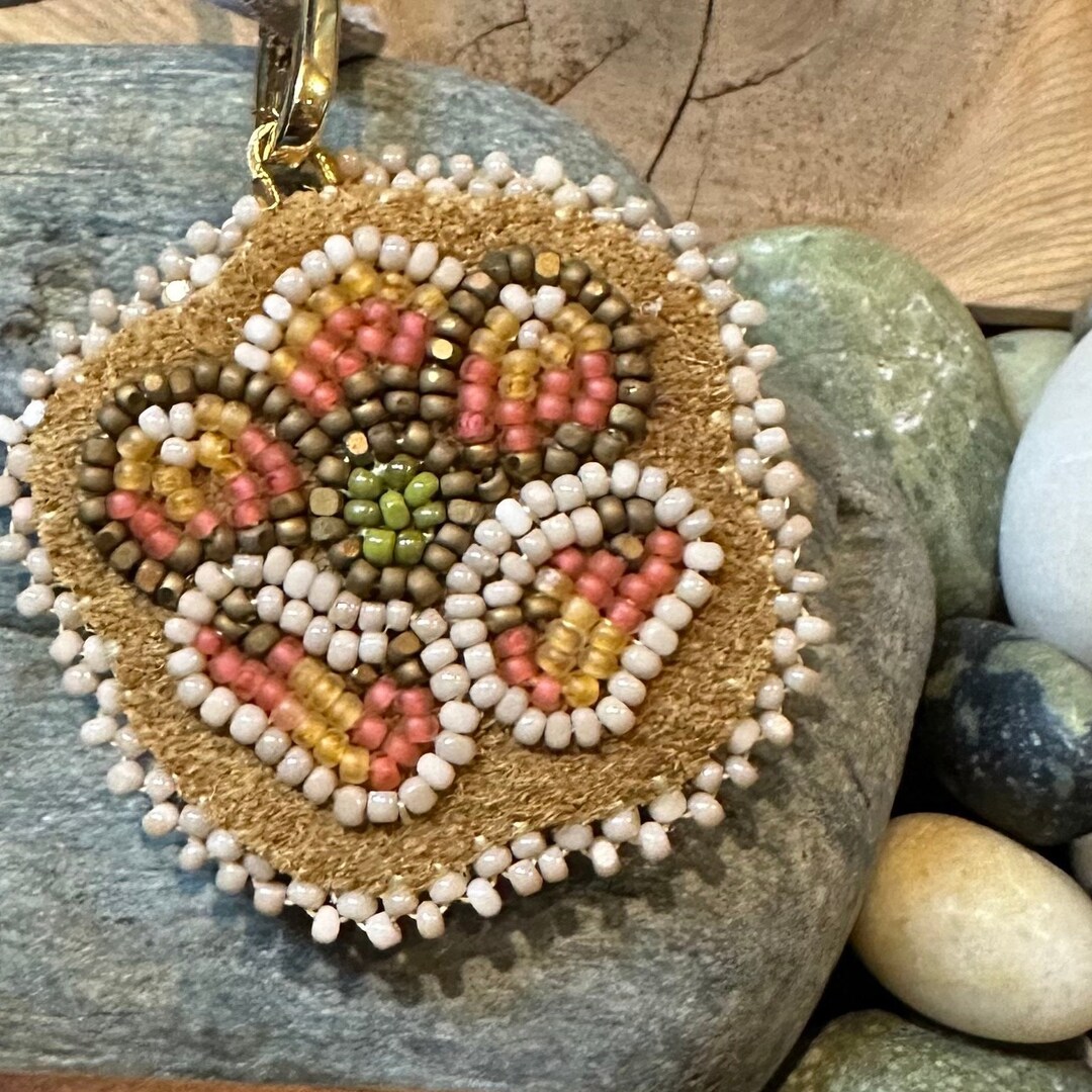 Métis Beaded Wild Rose Pendant or Brooch in Golds and Creams - Etsy